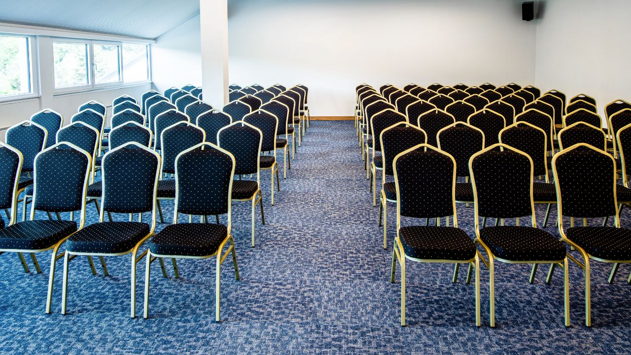 Choosing Comfortable and Stylish Chairs for Events in Sydney